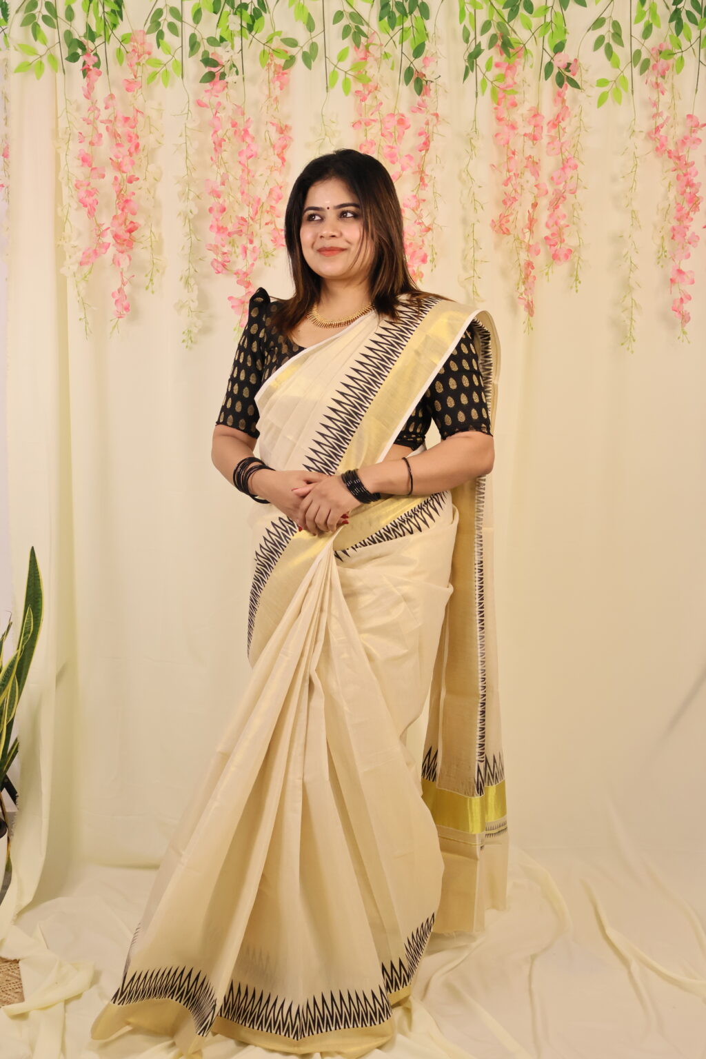Black Tissue Temple Kerala Saree – Pavila